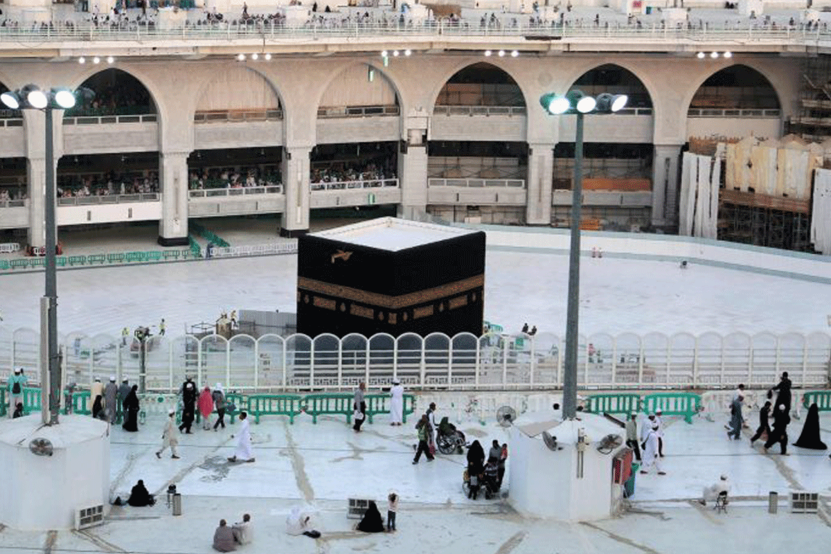 ඉතිහාසයේ පළමුවරට ශුද්ධ වූ මක්කම වැසේ - Aruna